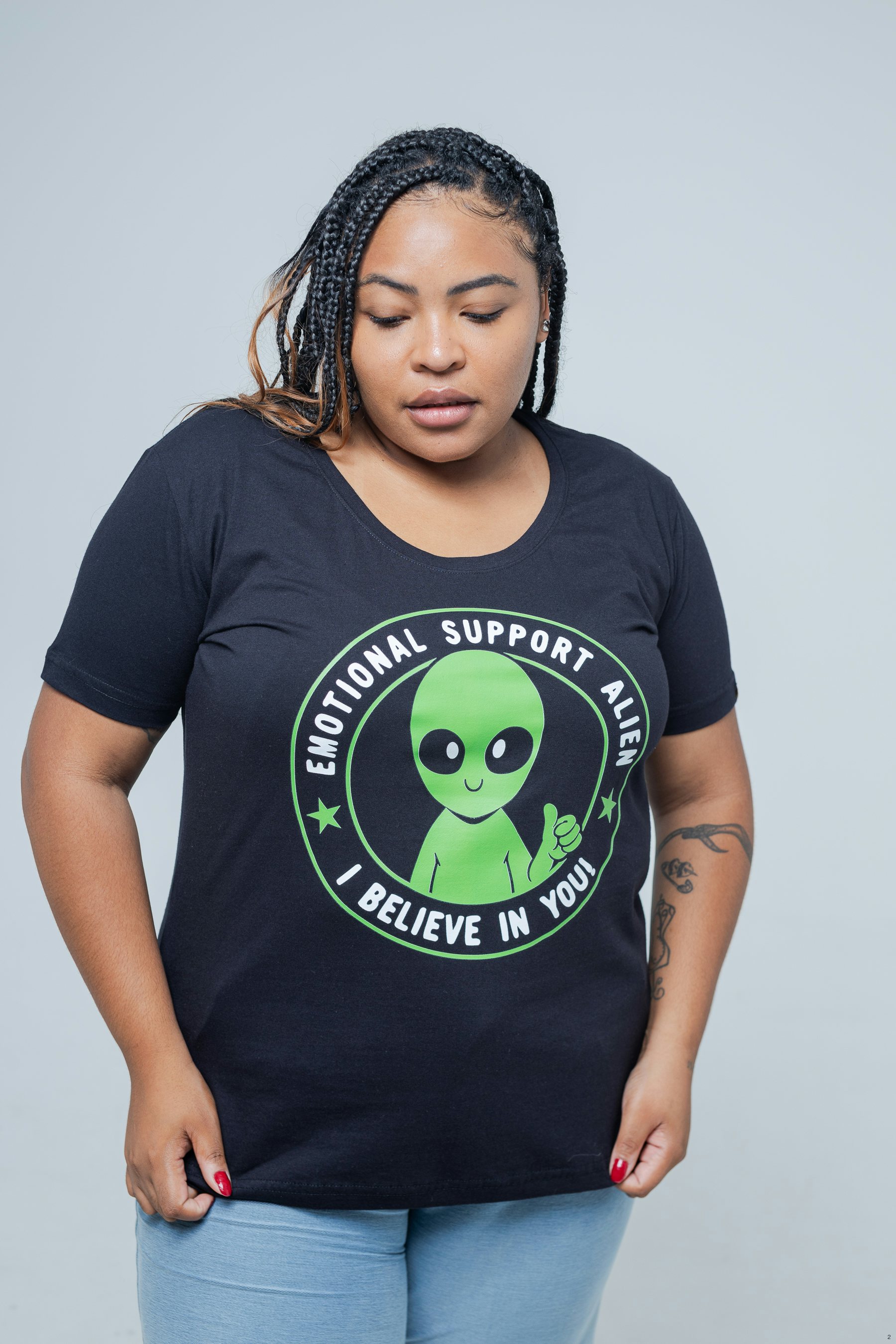 Camiseta Emotional Support Alien - Chico Rei